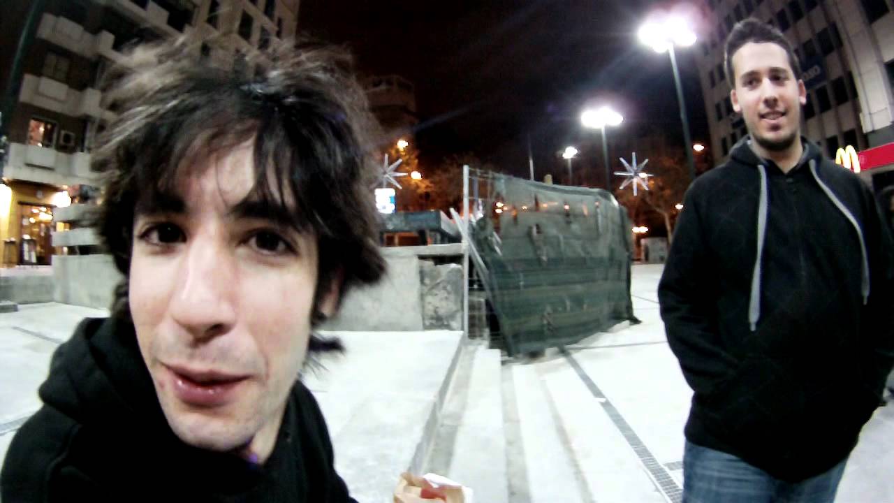 Pose Youtube 4726