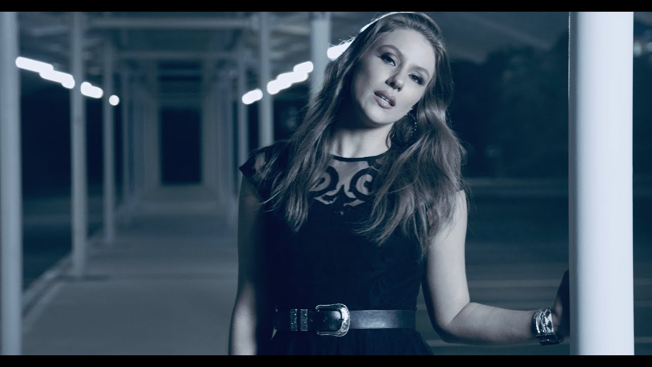 Courtney Keil - Hard Place (Official Music Video) - YouTube