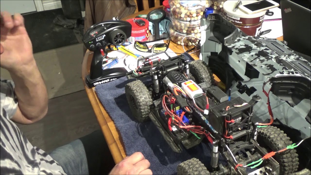 Traxxas TRX4 GRC F11 V8 5.0 Motor Cooling Fan Review - YouTube