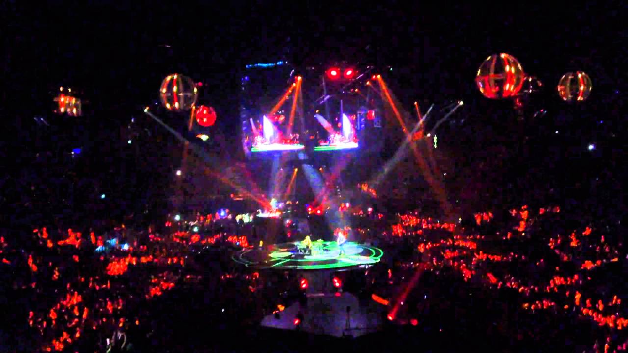 O2 view from The Deck, Block 106, Row ZZ, Seat 50 - YouTube