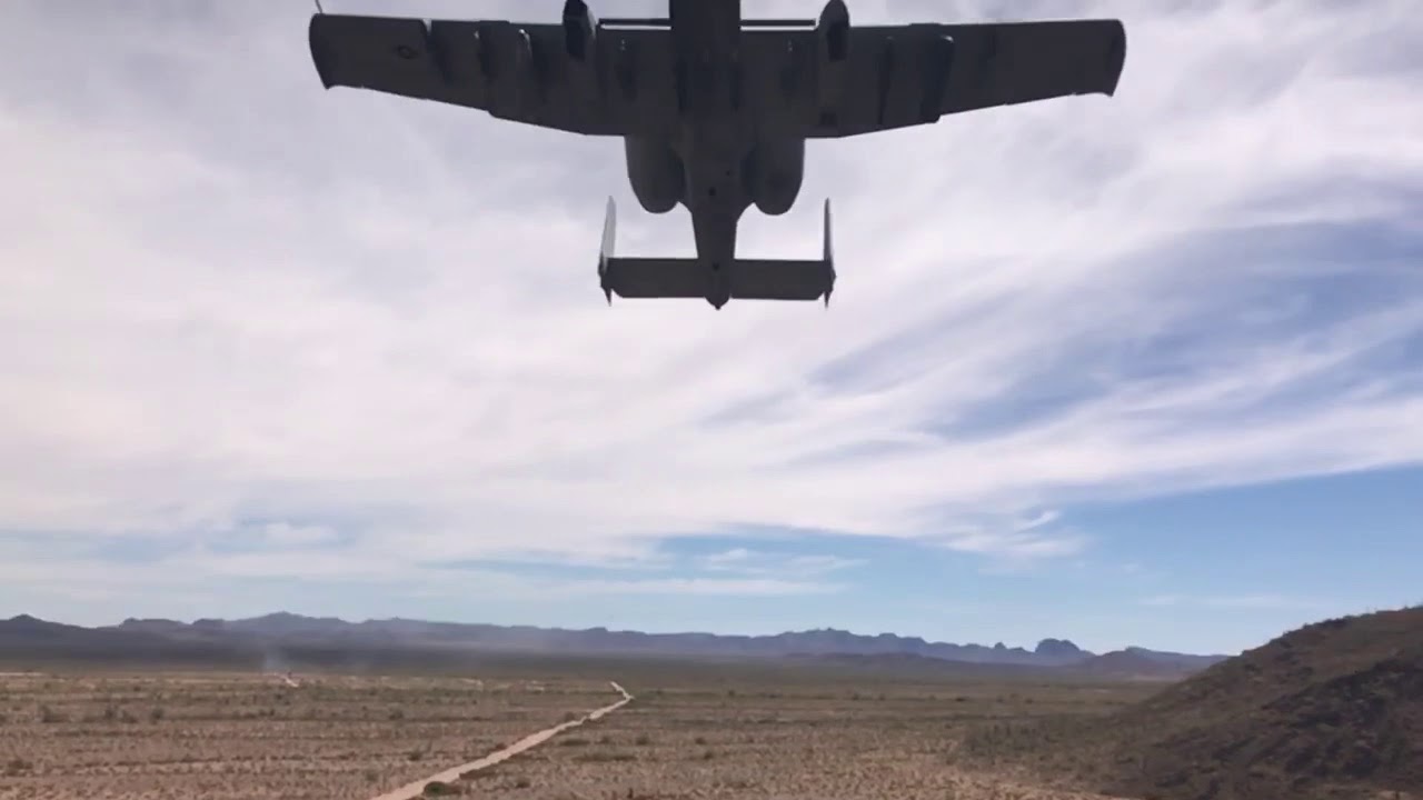 A-10 Warthog “Panel Check” - YouTube