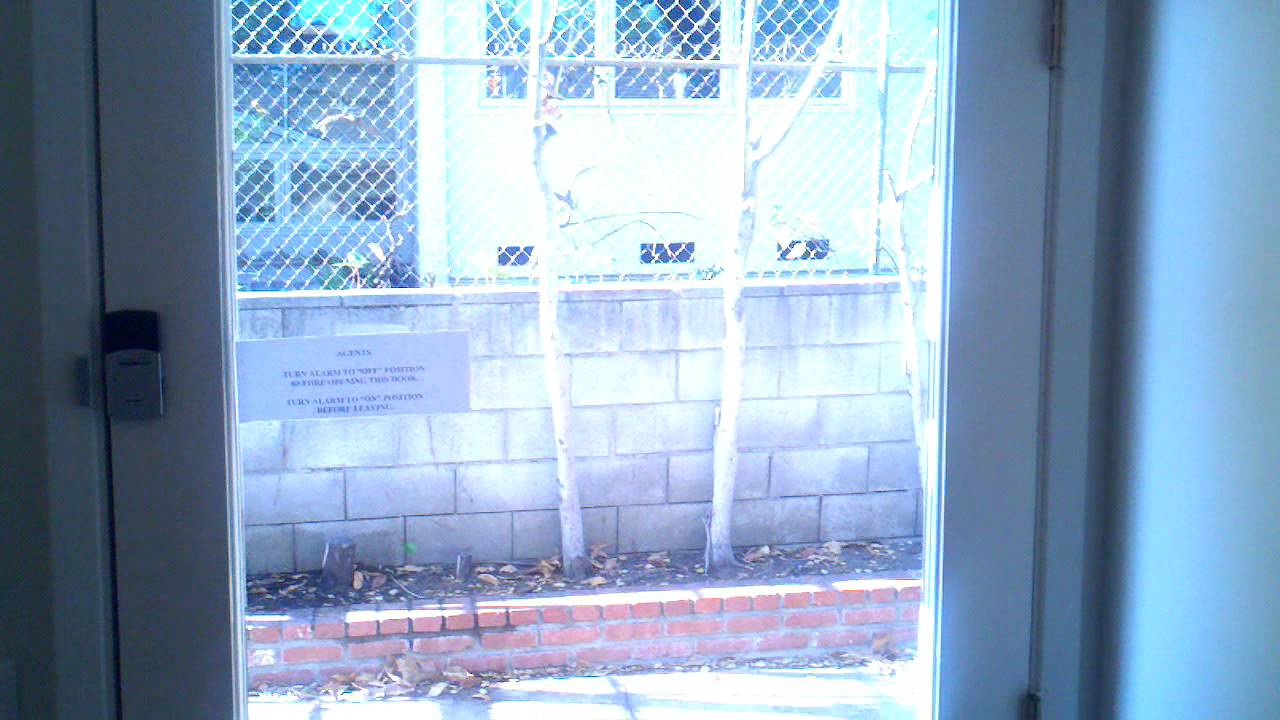 House on Hayvenhurst in Encino - YouTube