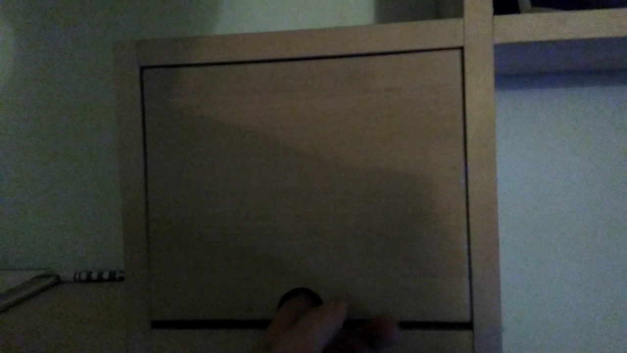 How to open wooden lid - YouTube