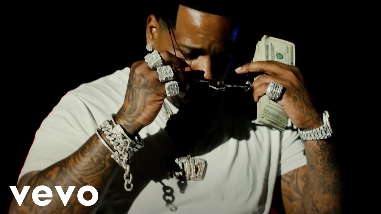 Finesse2tymes - Freestyle (feat. Gucci Mane & Moneybagg Yo) [Music ...