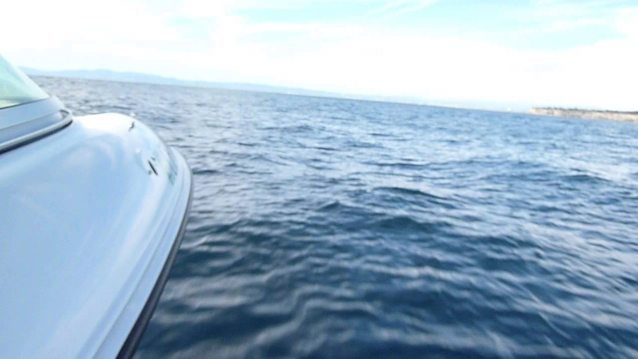 A SMOOTH RIDING 17" BOAT - YouTube