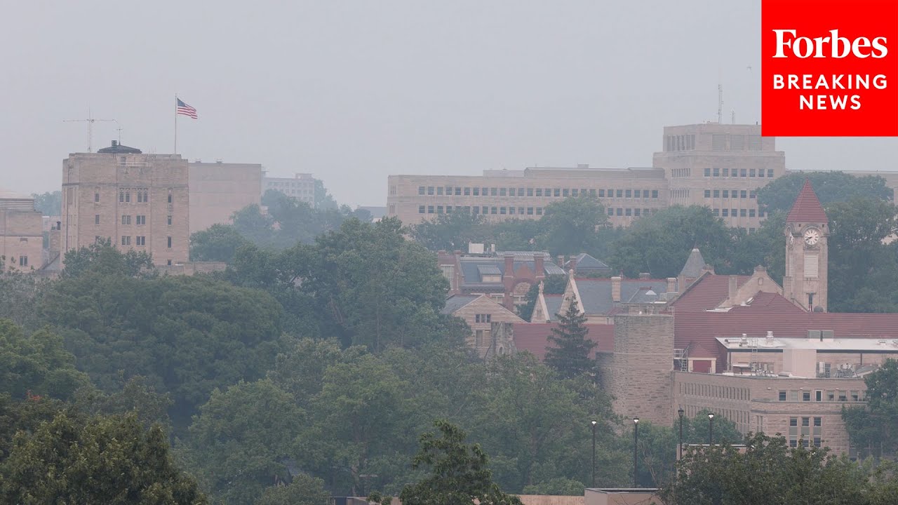 Scenes From Bloomington, Indiana, As Canadian Wildfire Smoke Pollutes ...