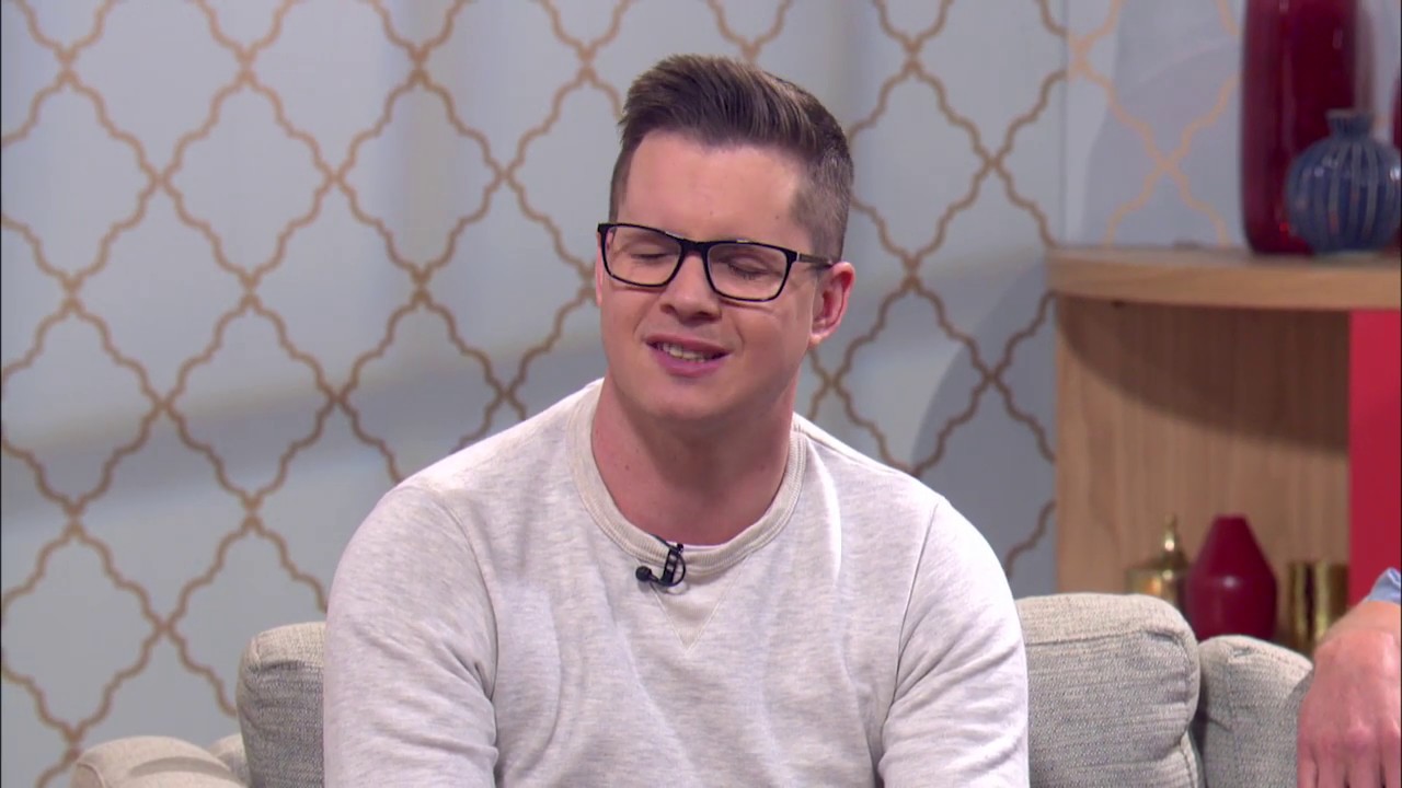 Johnny Ruffo on his new single 'Broken Glass' - YouTube