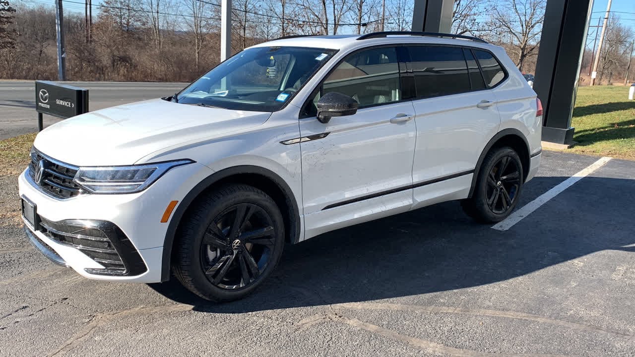 2024 Volkswagen Tiguan 2.0T SE R-Line Black NY Troy, Albany ...