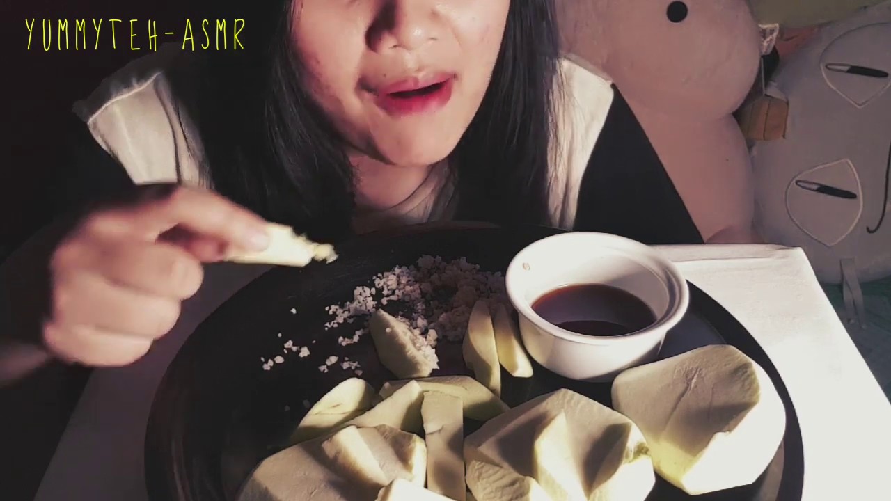 PINOY ASMR| MAASIM NA MANGGA | EATINGSOUNDS - YouTube