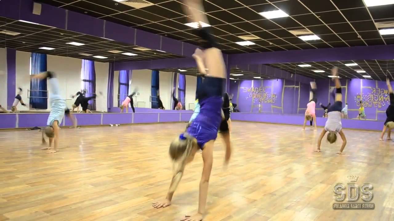 Обучение детей в школе танцев Swagger Dance Studio - YouTube