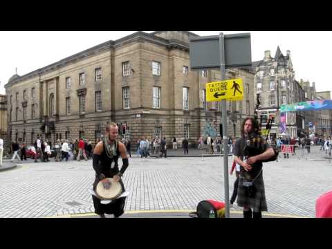 Piper Pan and the Wandering Cave Man in Edinburgh