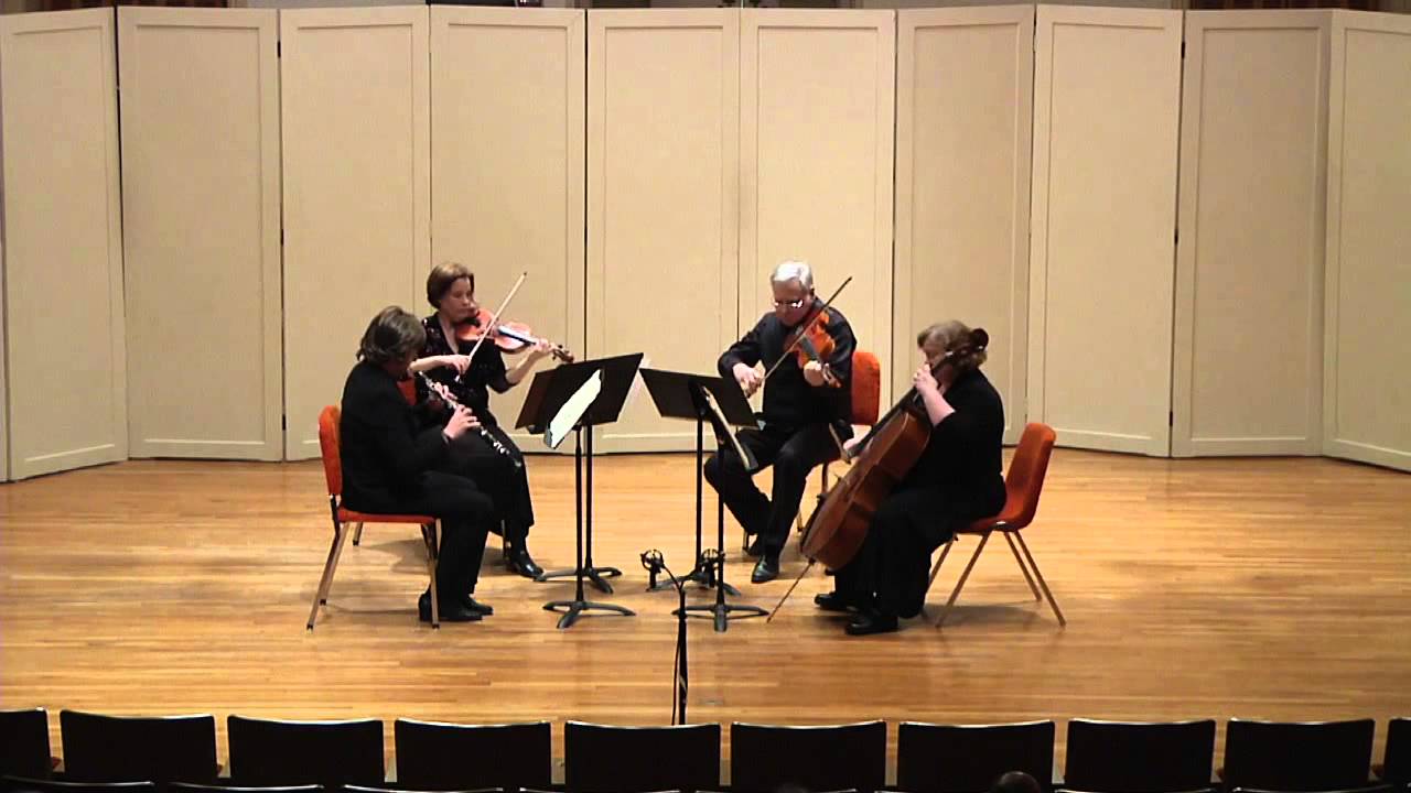 Stephanie Caulder - MOZART Quartet for Oboe and Strings - YouTube