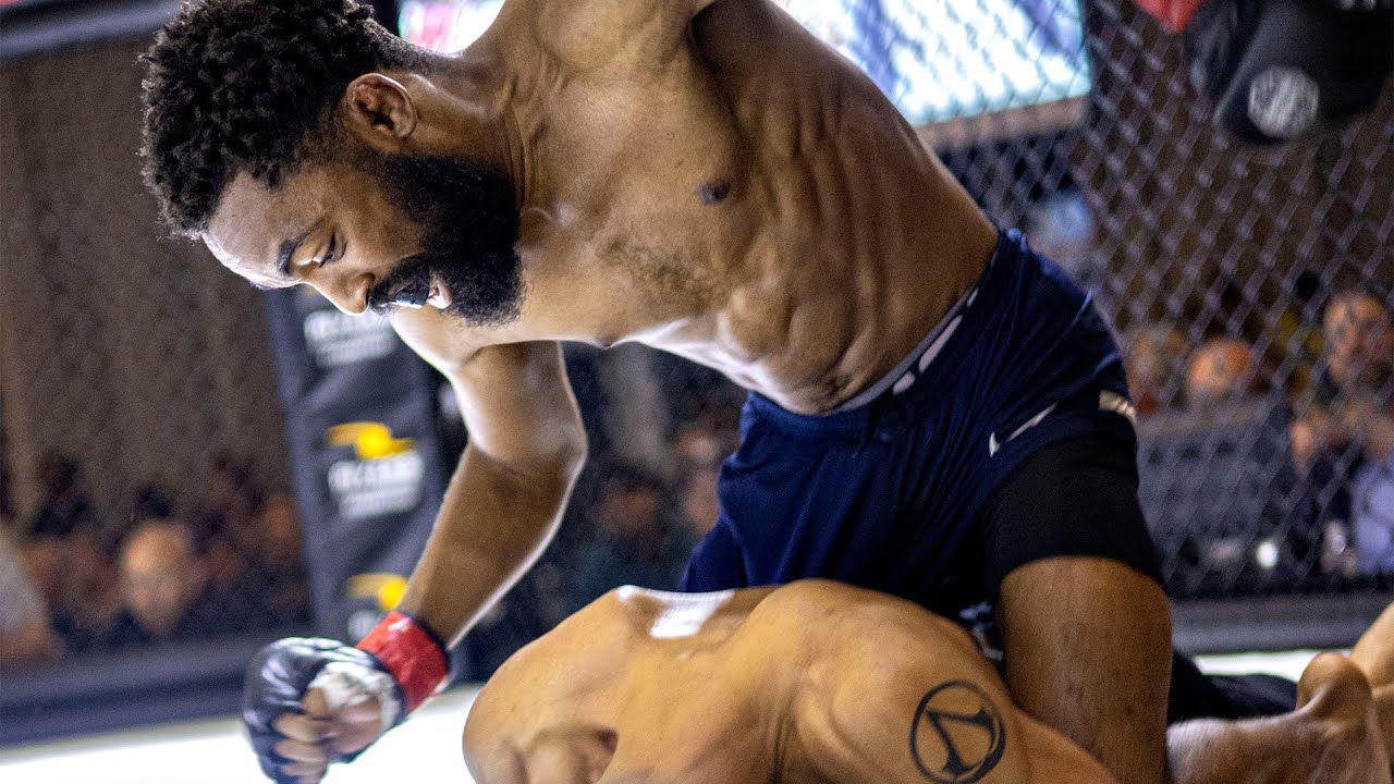 CW 59: Jahliel Palmer vs Christian Alvarez - YouTube