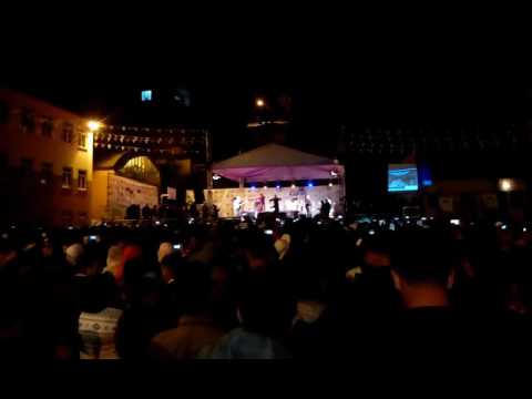 Haluk Levent cemberimde gul oya