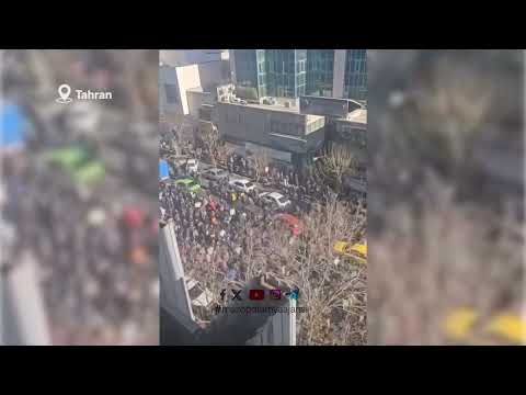 İRAN’DA EKONOMİK KRİZ: HALK SOKAĞA ÇIKTI