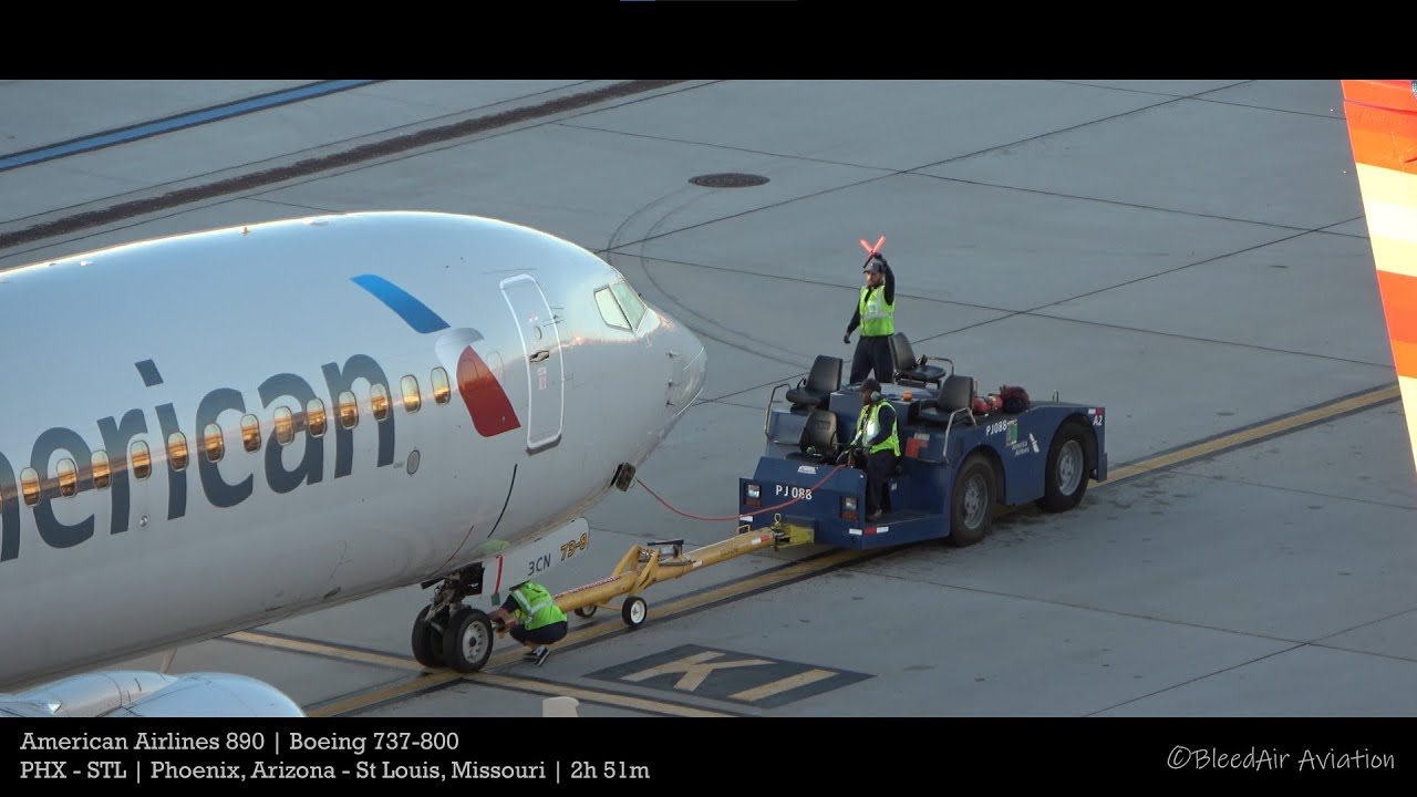 American Airlines Pushback Procedure Ramp Agent Activity 4K Plane american-airlines-pushback-procedure-ramp-agent-activity-4k-plane
