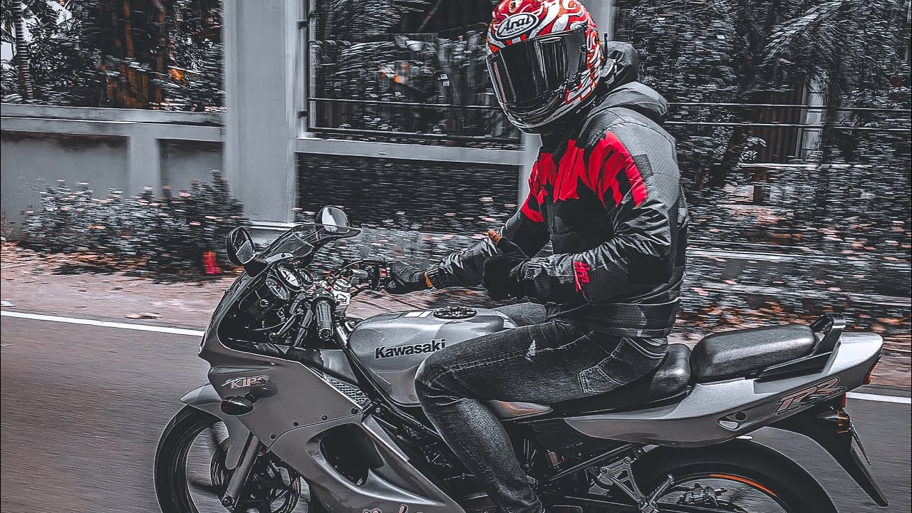 Ninja RR Silver - YouTube