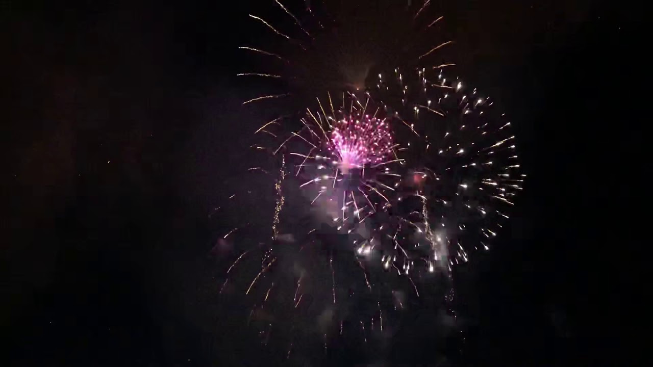 Brockham Bonfire Fireworks 2018 - YouTube