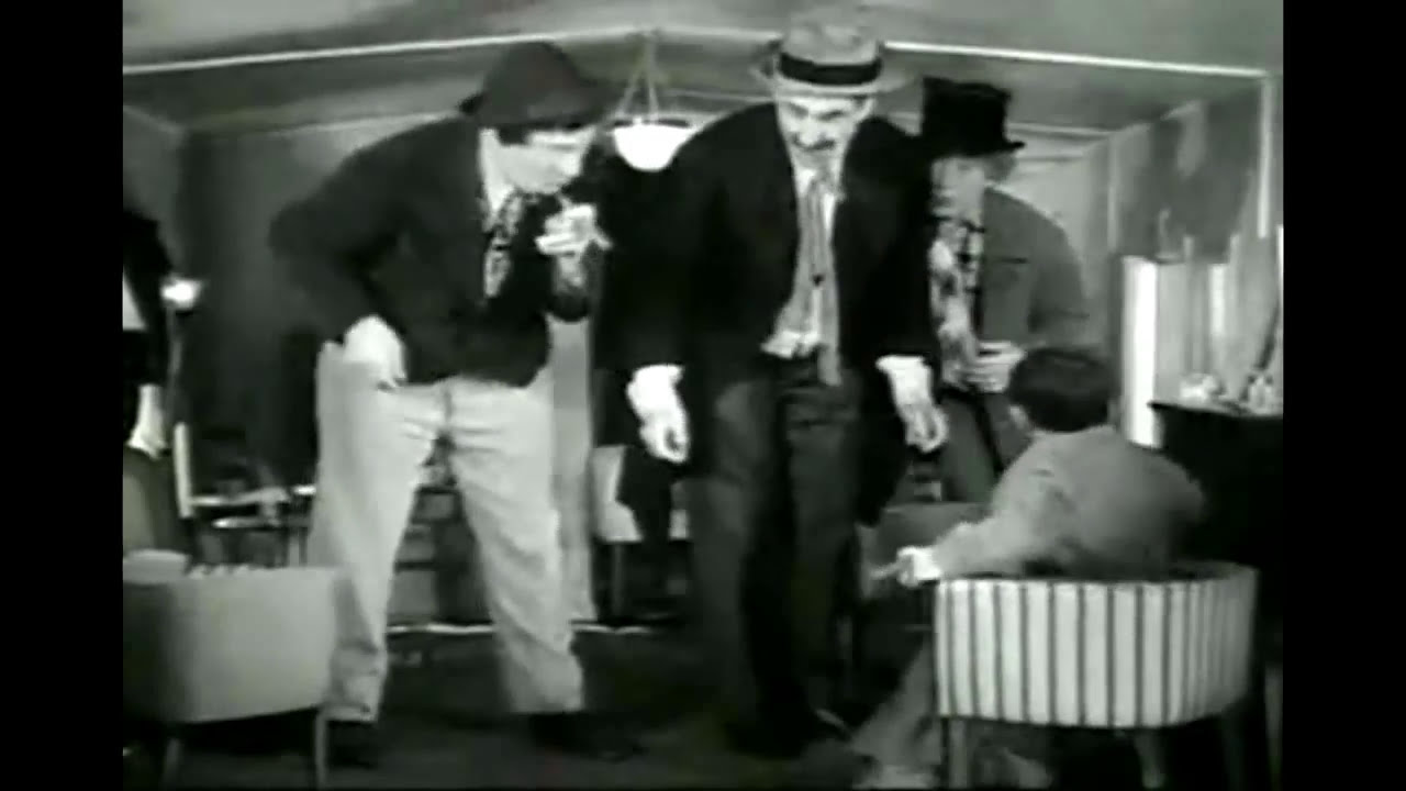 Movie Clip "At the Circus" The Marx Bros - YouTube