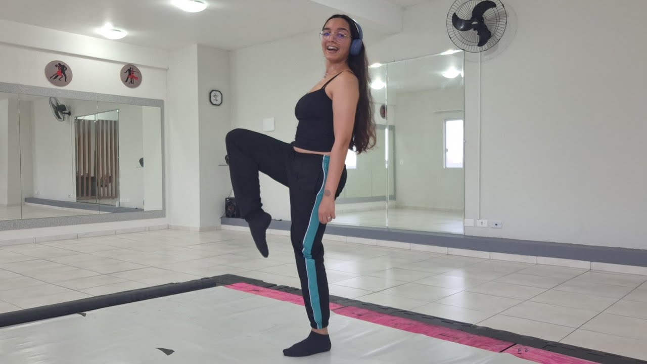 😝Learn EASY Irish Dance Steps! ☘️ Irish dance Lesson - YouTube