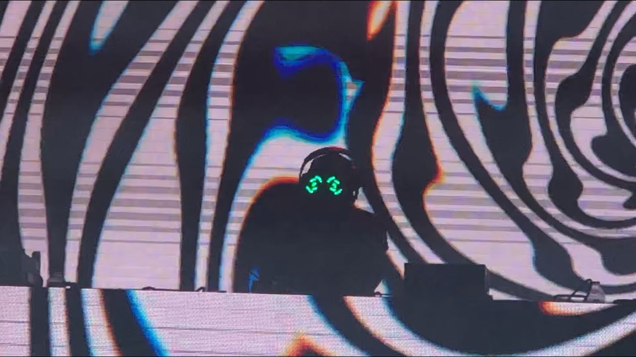 REZZ opening set at FKMF 2020 - YouTube