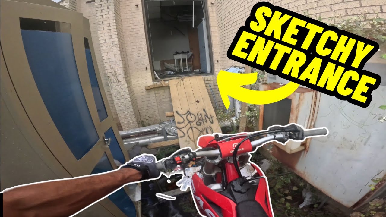 Abandoned Building Motorcycle Ride! - YouTube