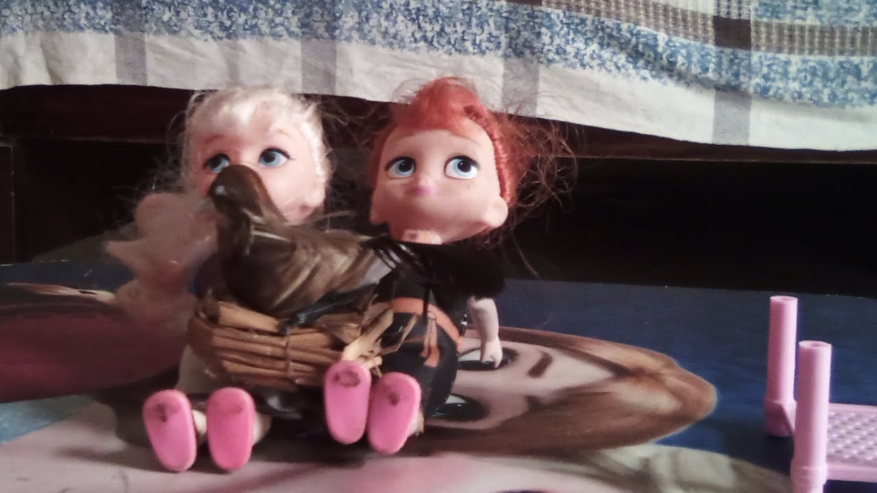 Tiny Elsa and Anna kids are magic something 😲😲😲 - YouTube