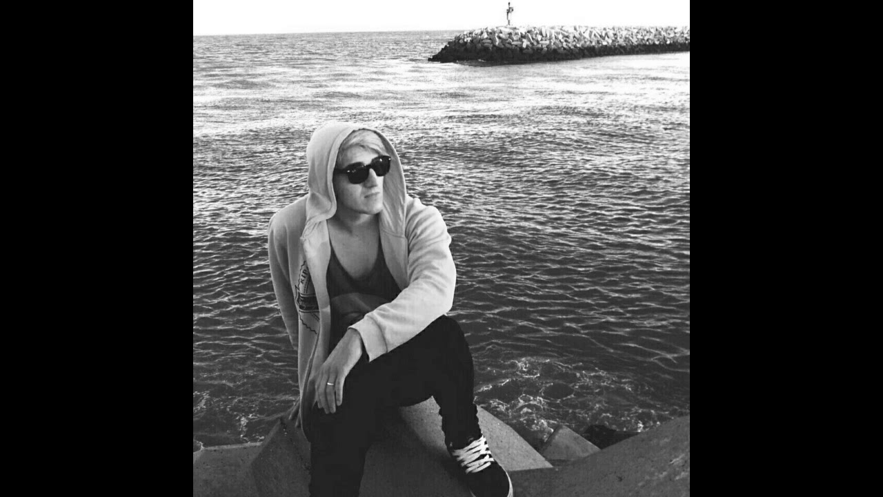 MI REFLEJO by Gisel Leal - YouTube