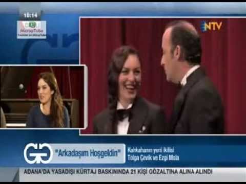 Tolga Çevik ve Ezgi Molaa