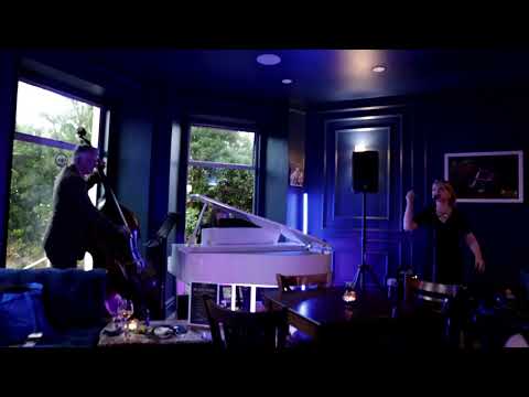 Besame Mucho - Maria Nicol Jazz Trio | Live at the Black Ivory Piano Bar