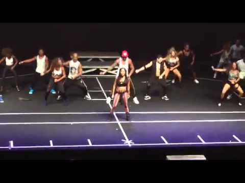 Anitta Blá Blá Blá @ (musica nova)Dvd