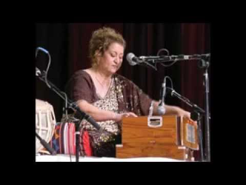 Ilm O Fann ke deewane by Munni Begum