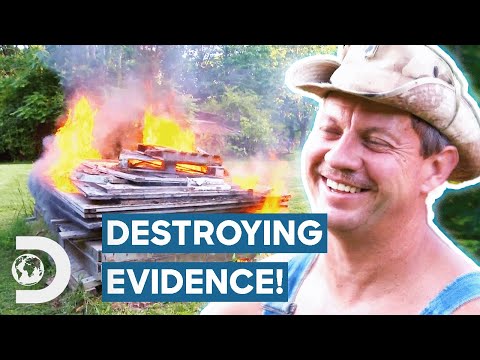 Tim Brews And Tickle Destroy Evidence Of Their Illegal Operation! | Moonshiners