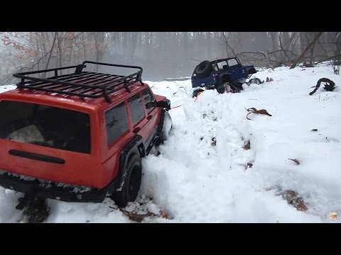 RC Snow Rescue!! RC With Tracks Tows SCX10 ii In Snow! - YouTube