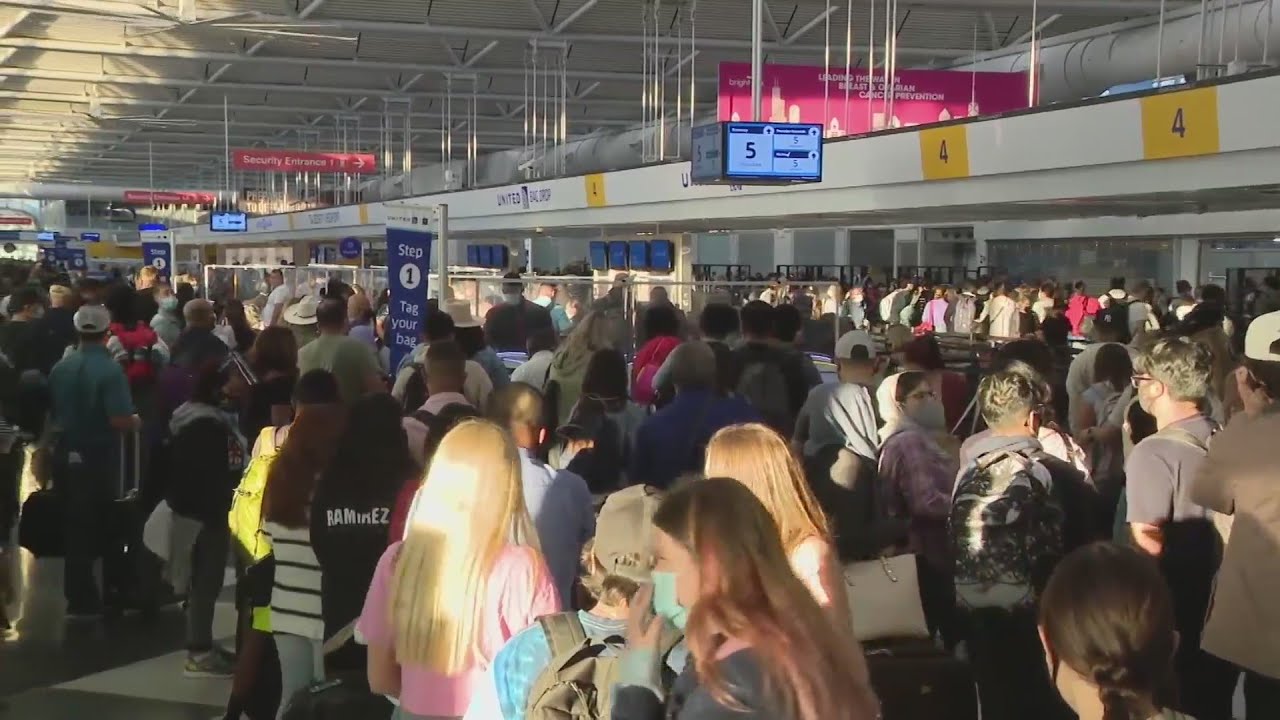 Heavy crowds expected for hectic Fourth of July weekend travel - YouTube