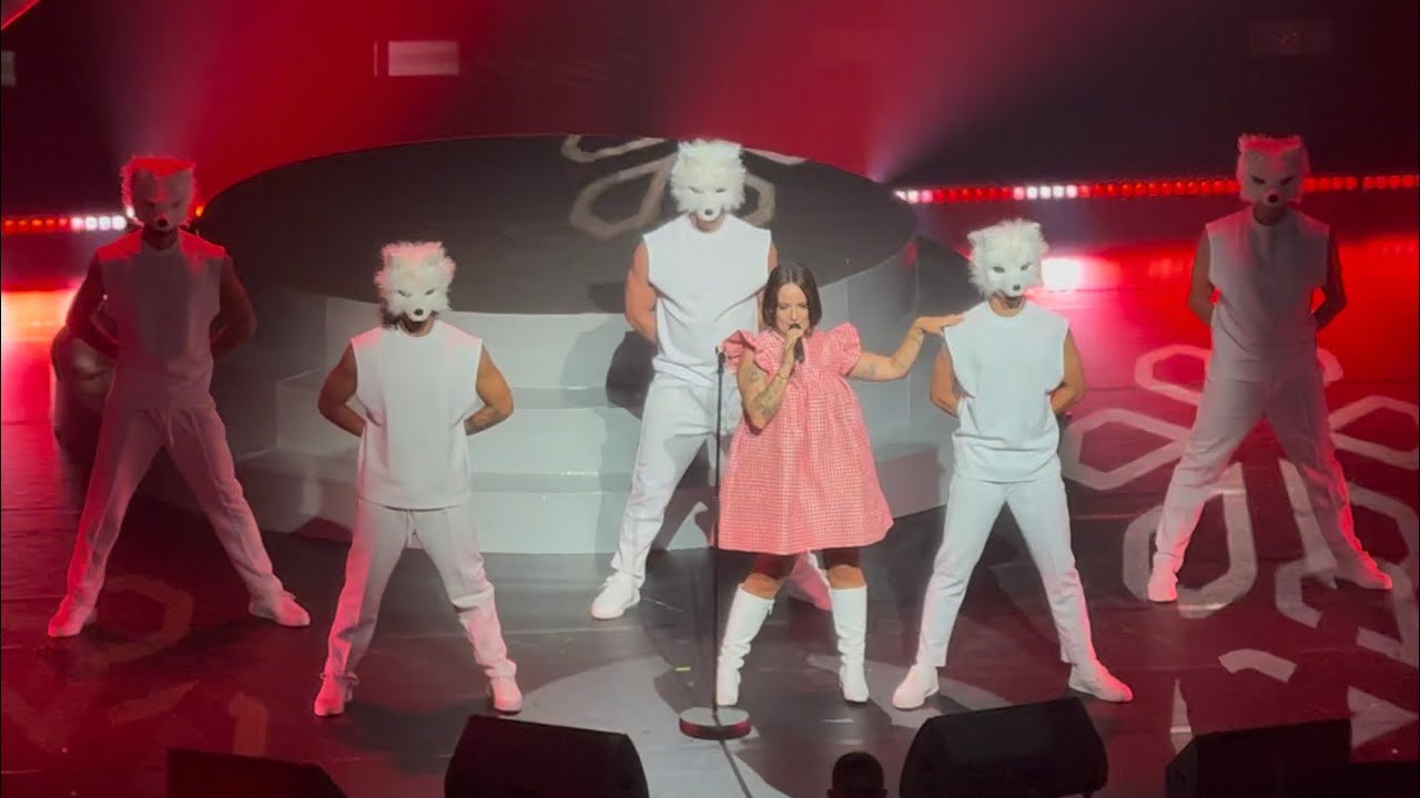 Alizée - Gourmandises (Live at L’Olympia, Paris 07/09/2025) - YouTube