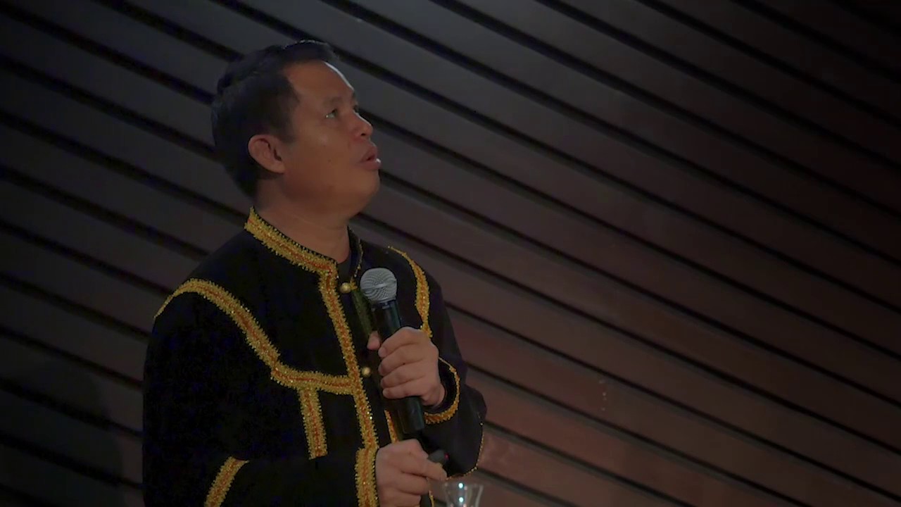Jamili Nais - Social Pressures at Mt Kinabalu - YouTube