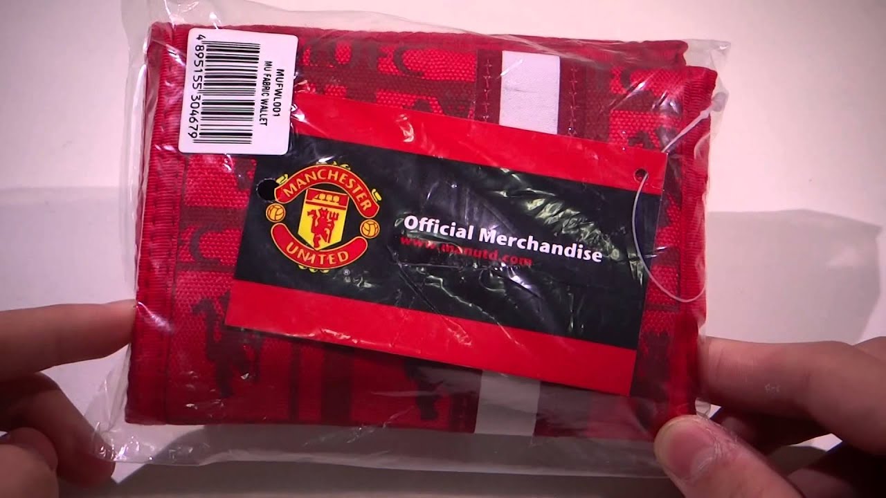 Manchester United Wallet Official Merchandise Giveaway! - YouTube