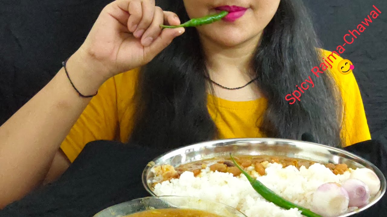 Eating- Spicy Rajma-Chawal 😋 - YouTube