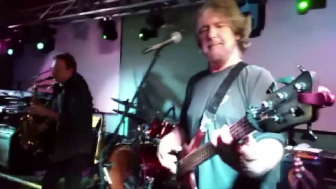 2XL Live @ Bayside - YouTube
