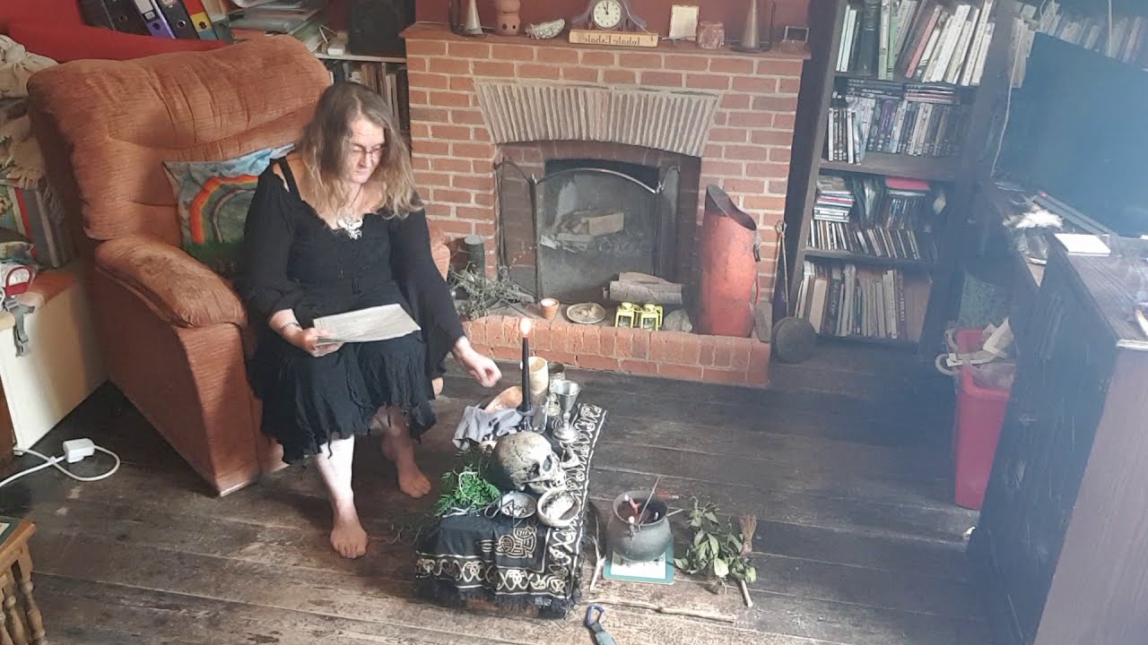 Pagan ritual for death during COVID19 by Diane Yates - YouTube
