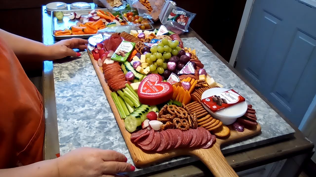 How To Build Beautiful Charcuterie Boards - YouTube