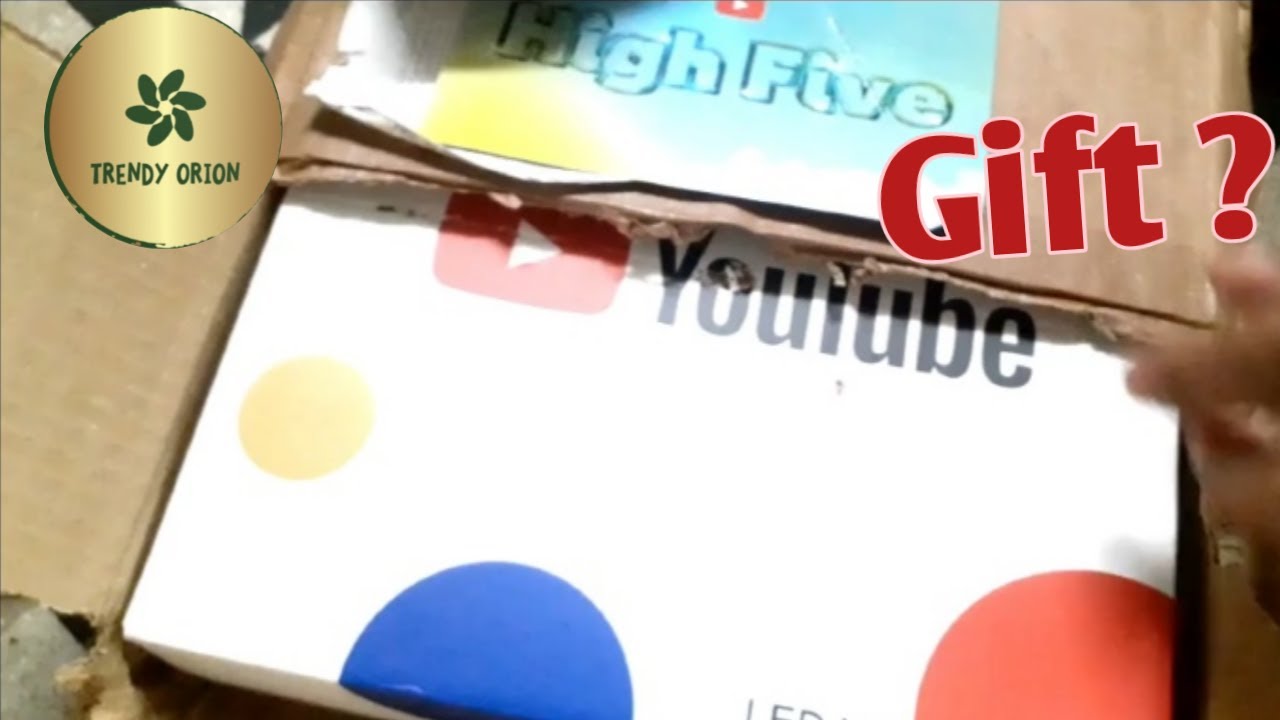 Youtube Sent Me A Gift 🤗 Youtube Gift Unboxing @youtubecreators ...