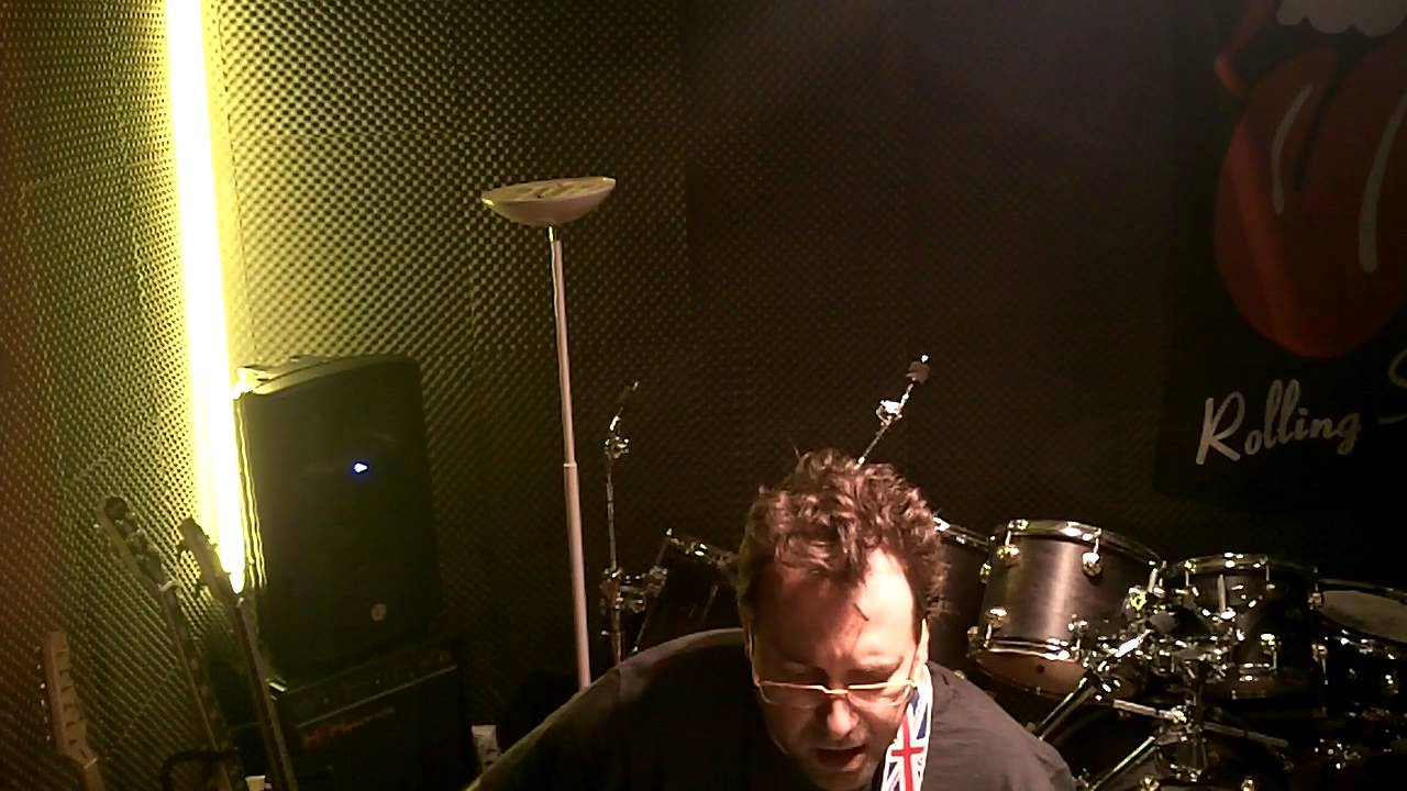 Rick Winward Cover Springsteen Dancing in the dark - YouTube