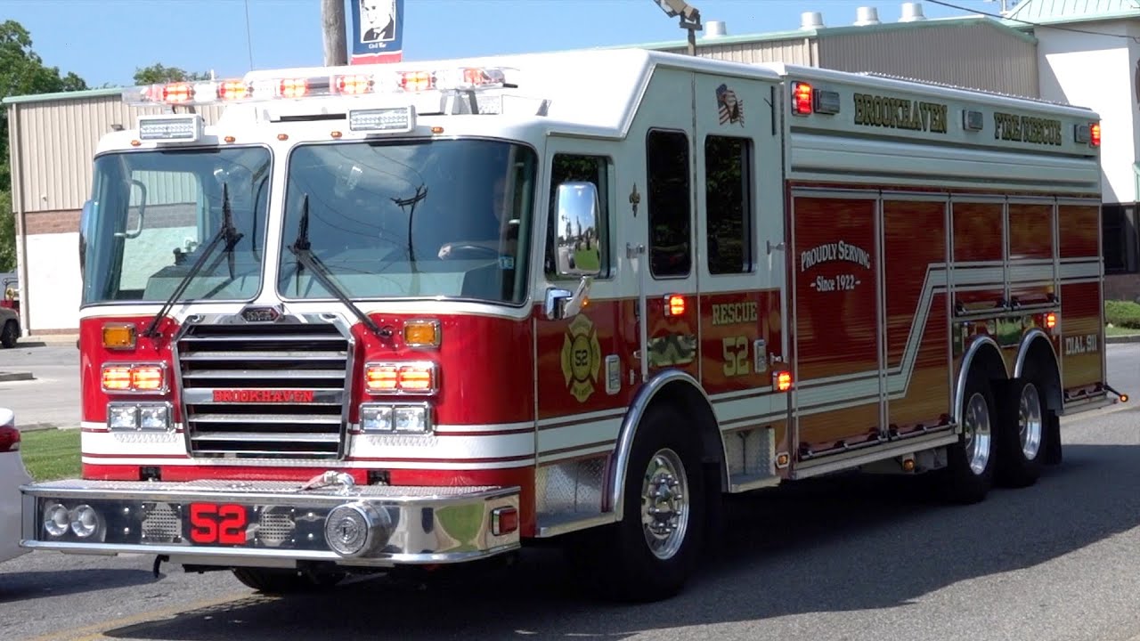Brookhaven Fire Company Rescue 52 Responding - YouTube