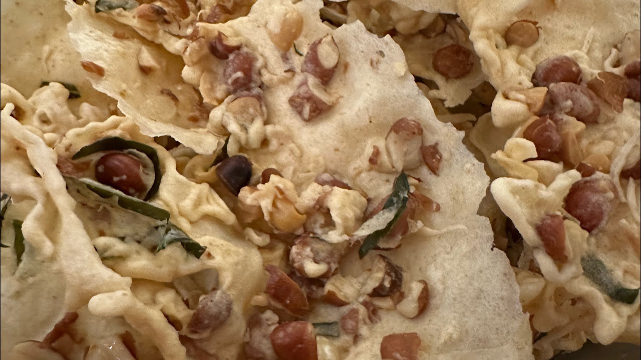 Delicious rempeyek kacang #reseprempeyek #pejeh #pindakoekjes - YouTube