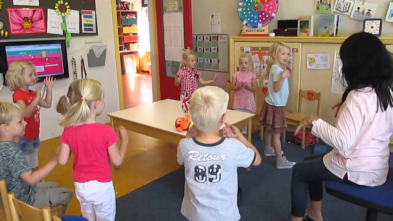 Engelse les met de kleuters - YouTube