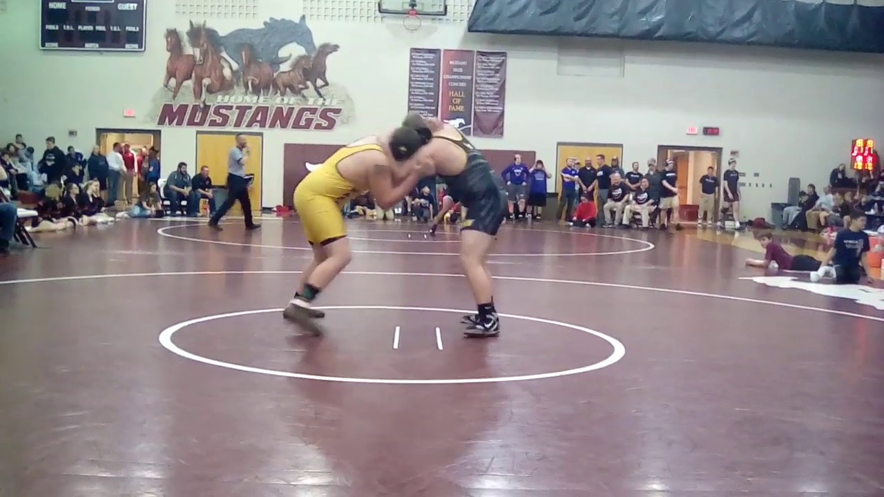 285lbs - Rylan Duffy (Wapsie Valley) over Gabe Hayes (Louisa-Muscatine ...