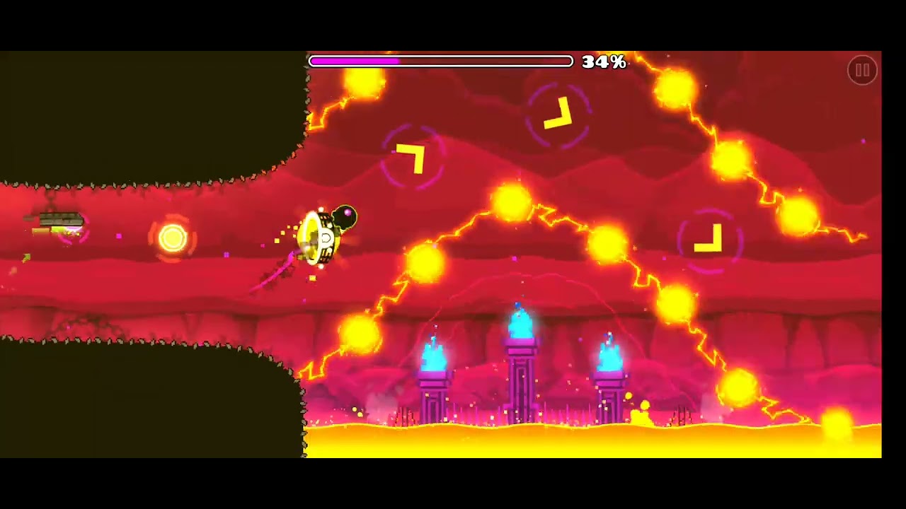 Dash + Space Invaders sync [Reupload] #geometrydash - YouTube