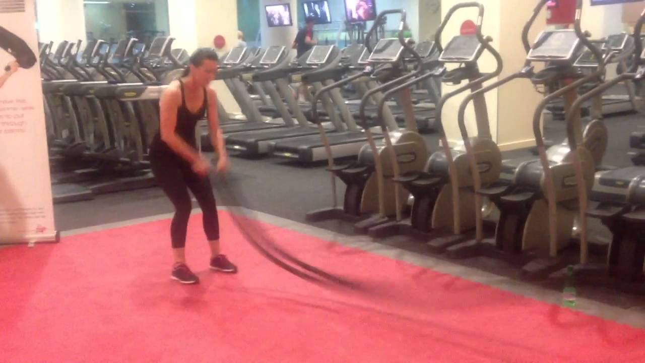 Battle rope demo - waves - YouTube